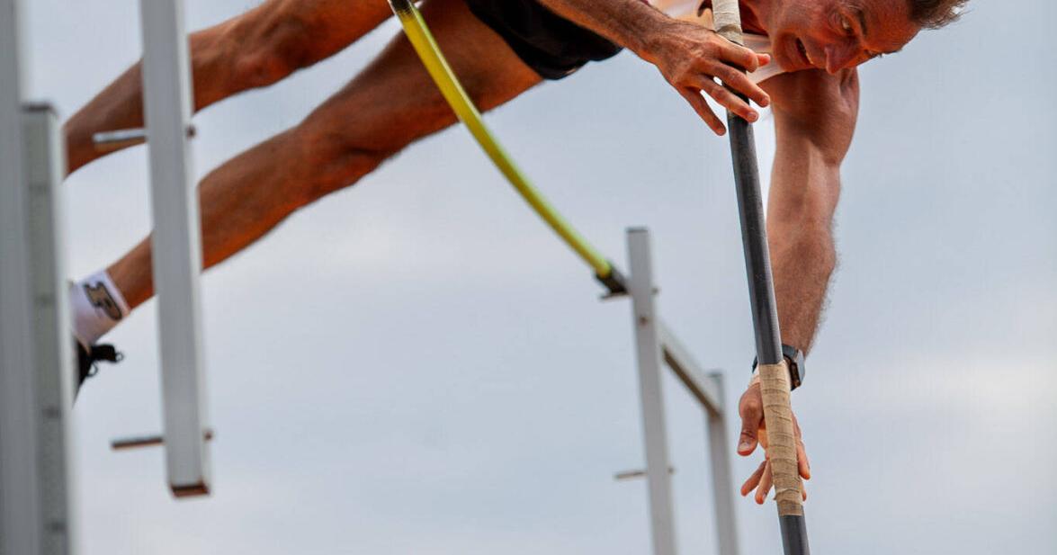Clodfelter sets U.S. pole vault record for age group | Archives ...