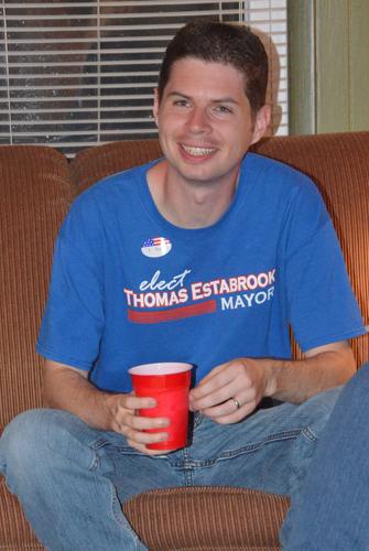 Estabrook takes mayor's race in landslide victory; Wins by more than ...