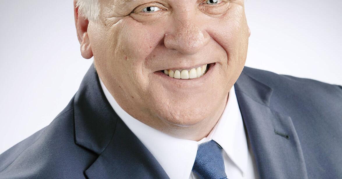 Mackey keeps focus local in campaign | Archives | suncommercial.com