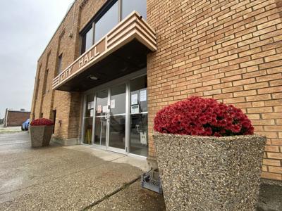 New Bicknell City Hall inching toward reality | News | suncommercial.com