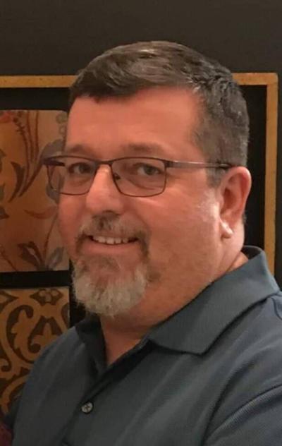 STEVEN RADER Brazil, IN | Archives | suncommercial.com