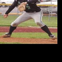 Big night for Clovers' Nees | Archives | suncommercial.com