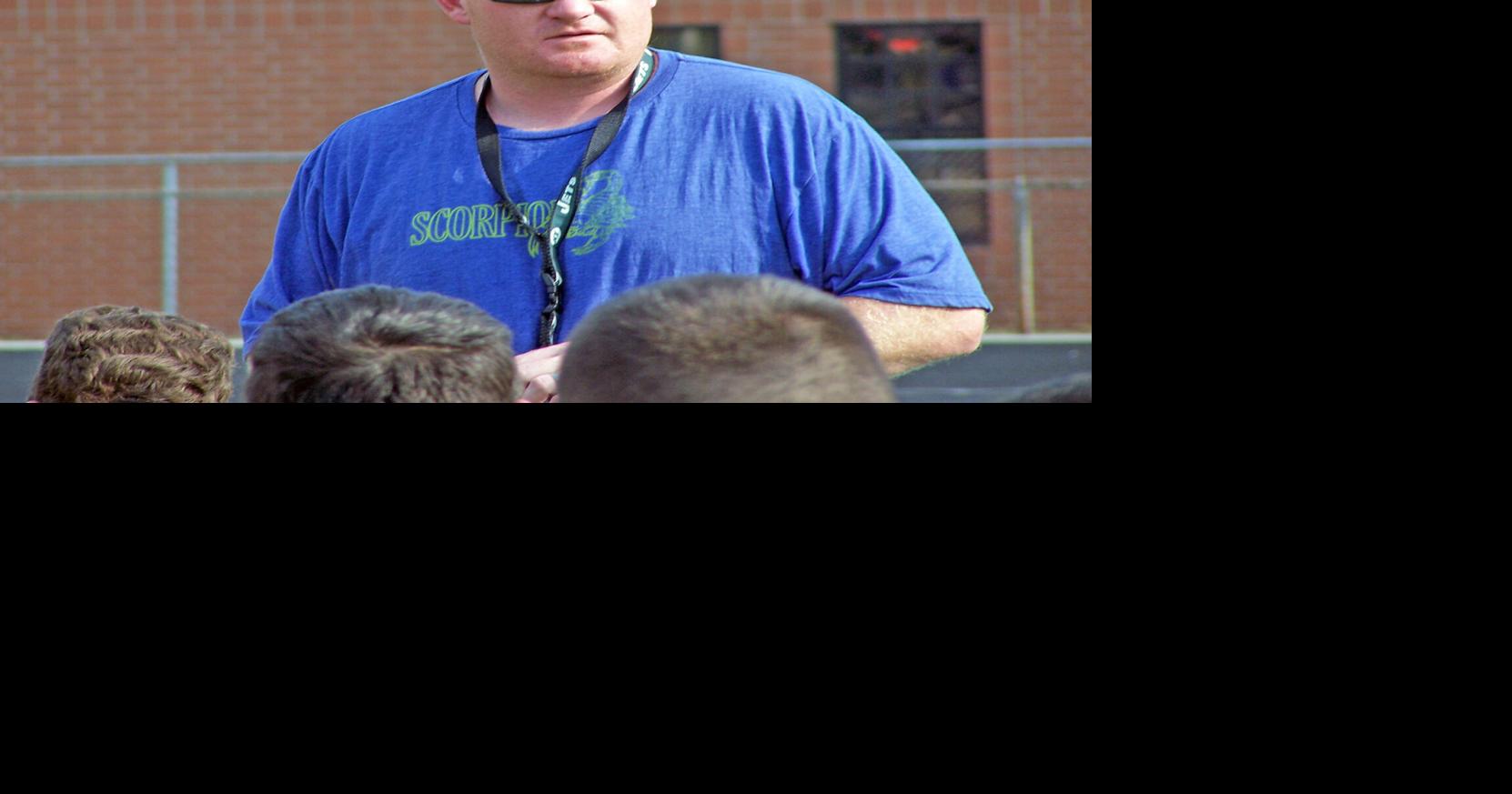 Buis steps down as GHS football coach | Archives | suncommercial.com