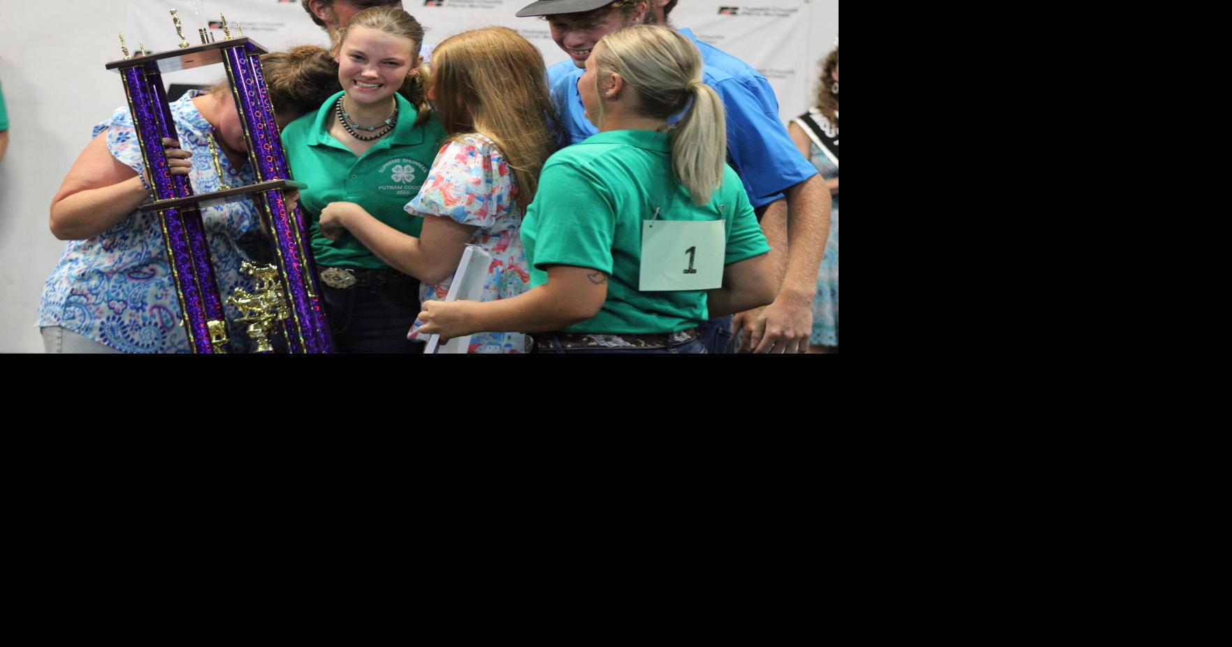 Haddon tops first all-girl lineup to win Supreme Showmanship | Archives ...
