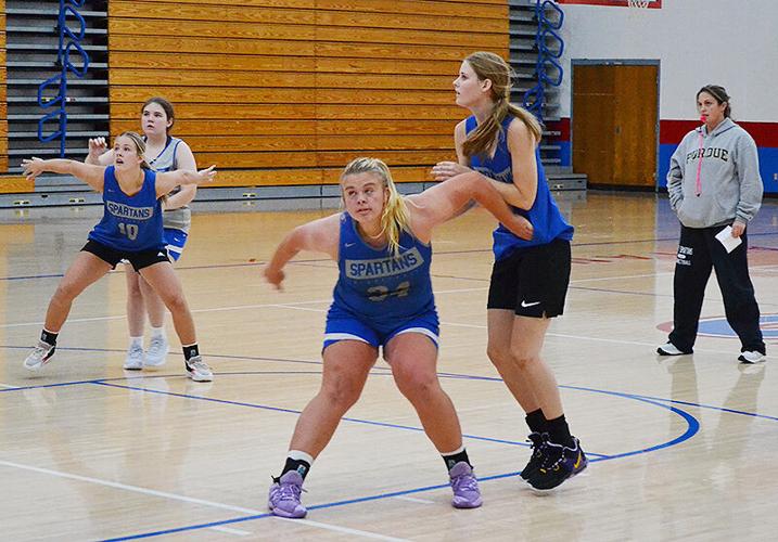 Warriors, Spartans on the run | Sports | suncommercial.com