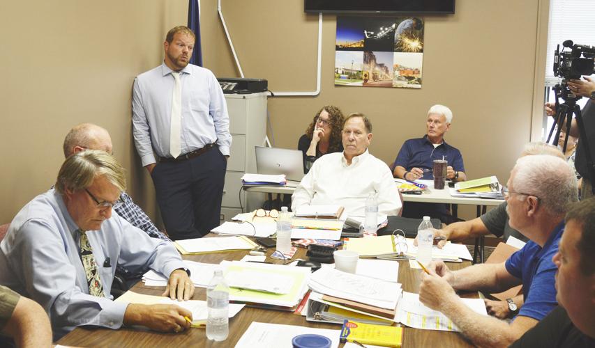 Bicknell police agreement passes 5-1 | News | suncommercial.com