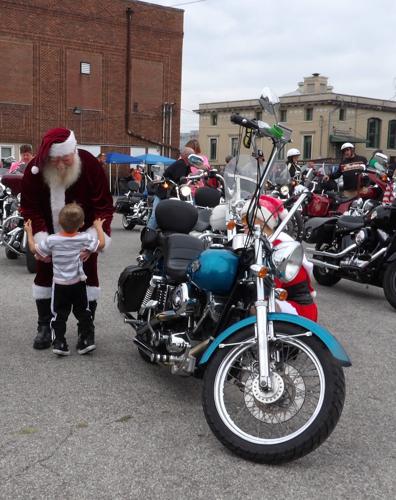 Must have been Santa Claus | Archives | suncommercial.com