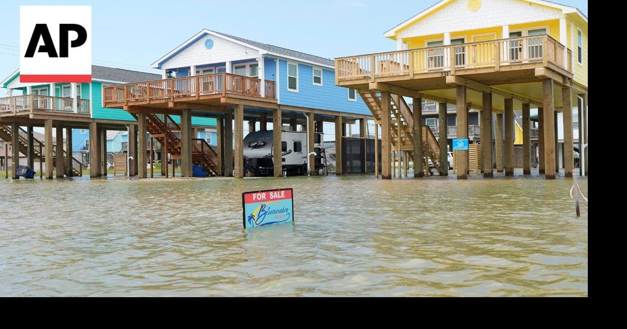 Surfside Beach, Texas, experiences flooding from Tropical Storm Alberto ...