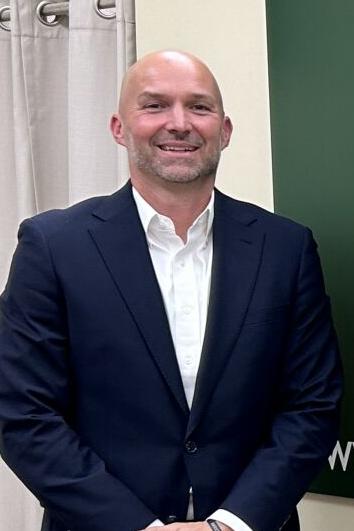 Candidate for governor Steen hopes to carry on Reynolds’ tradition ...
