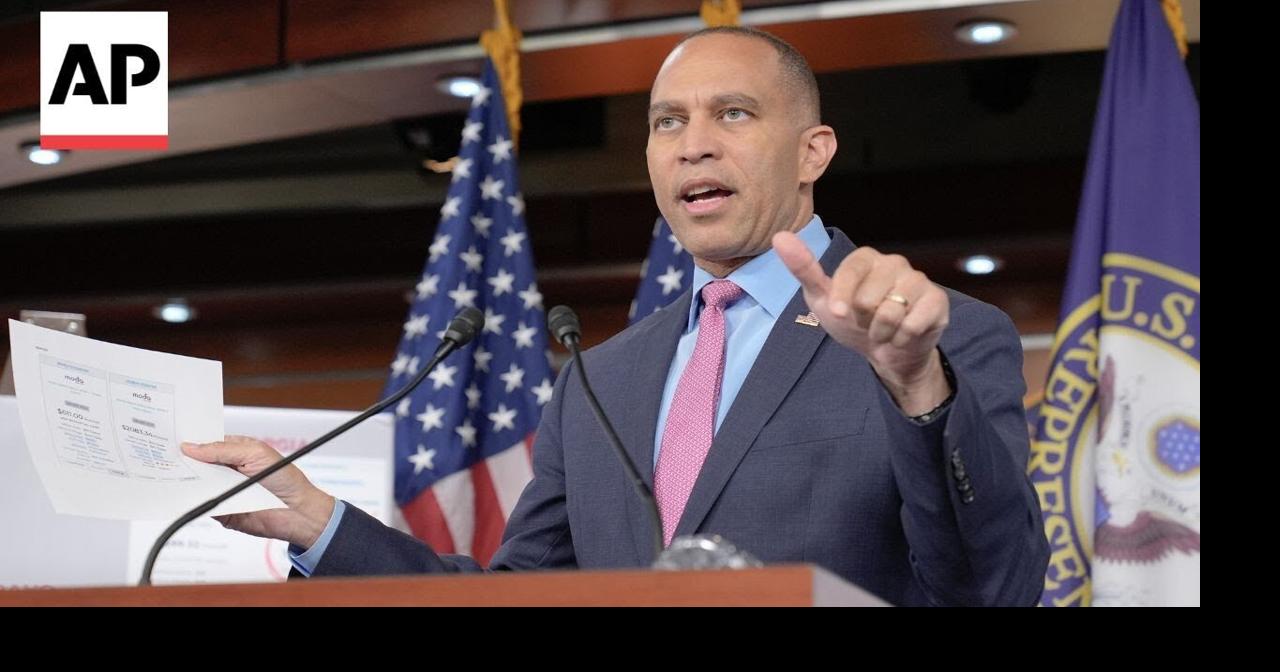 Hakeem Jeffries responds as Trump says he's open to government shutdown ...