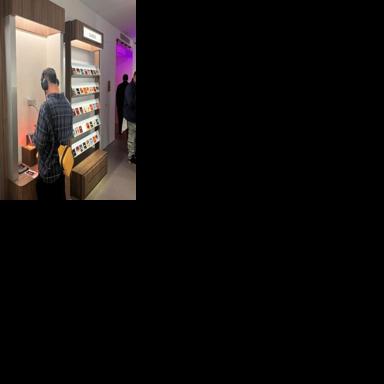 'Bookless bookstore': audio-only book shop opens in New York | Nation ...