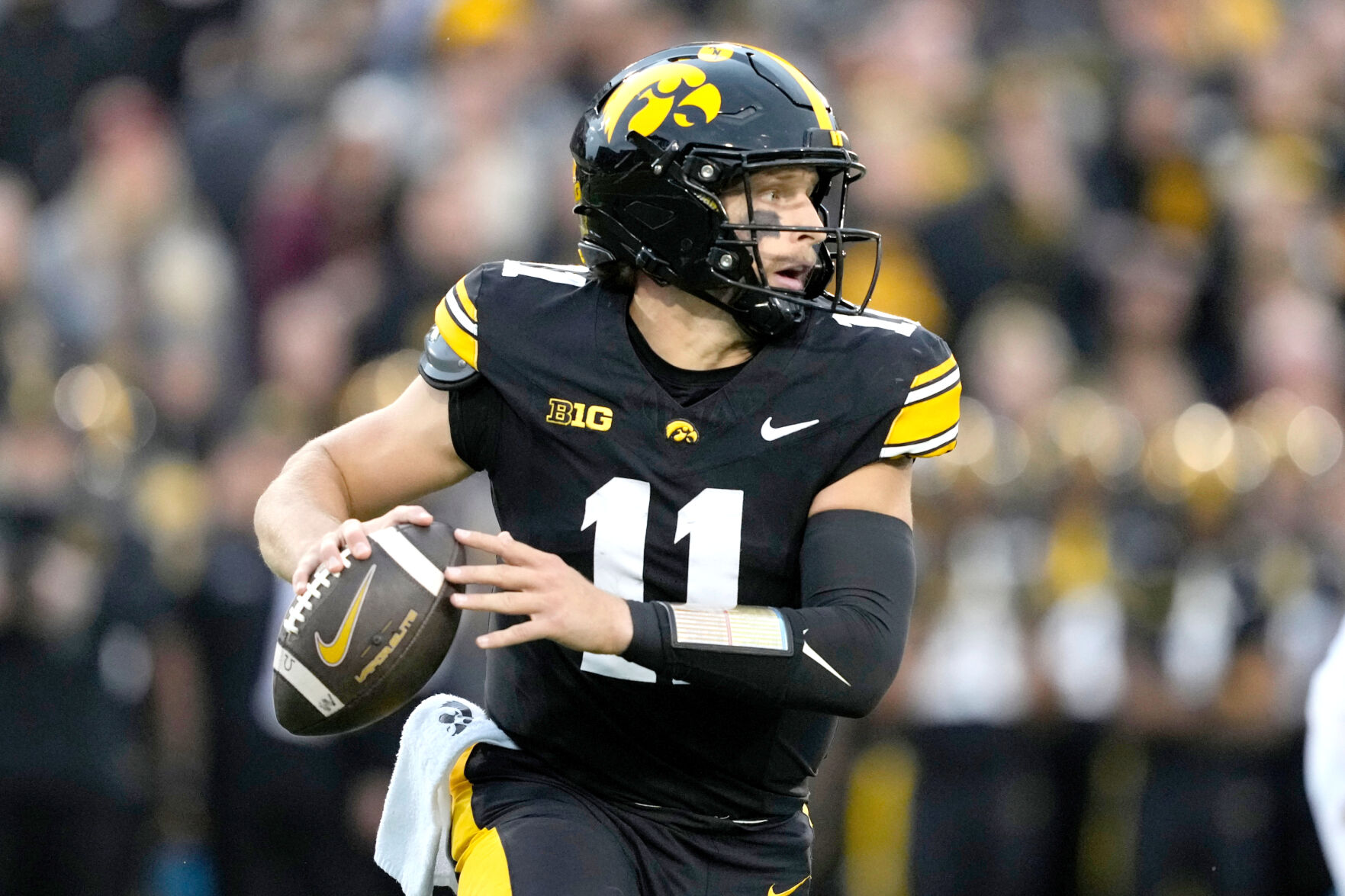 COLLEGE FOOTBALL: Iowa headed to Tampa for ReliaQuest Bowl | Sports ...