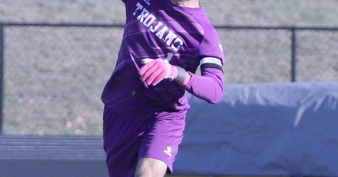 PREP SOCCER: Edie, Williams make second-team all Hawkeye Ten | Sports ...