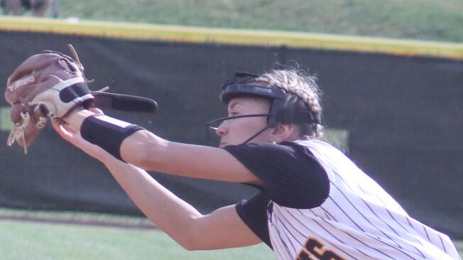 PREP SOFTBALL: Atlantic vs. Estherville-Lincoln Central photos Friday ...