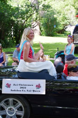 Christensen recounts fair queen experience | Audubon | swiowanewssource.com