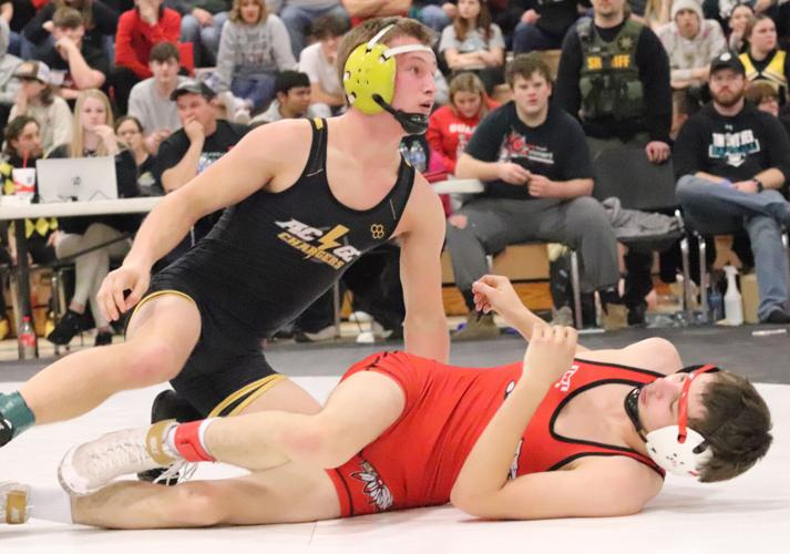 IOWA CLASS 1A DISTRICT WRESTLING: All area teams at Riverside | Sports ...
