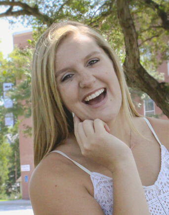 Kennedy Rohe receives NTPDA Scholarship | Audubon | swiowanewssource.com