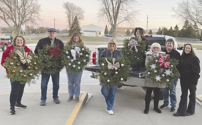 Foundation Holiday Wreaths Bring Cheer to the Community | Lifestyle ...