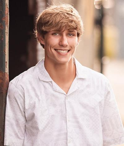 Bernie Saggau Award | Lifestyle | swiowanewssource.com