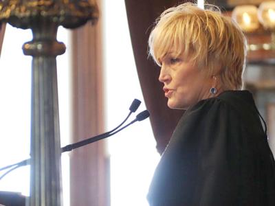 Iowa’s chief justice asks lawmakers for pay increase for judges ...