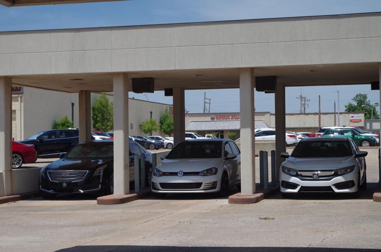 Comanche County Commissioners OK project to build new parking lot west ...