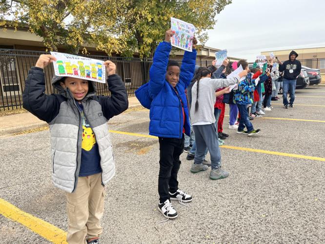 Carriage Hills Elementary Veterans Day Parade | Community News ...