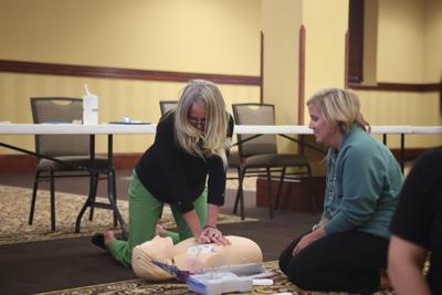 City employees learn CPR | News | swoknews.com