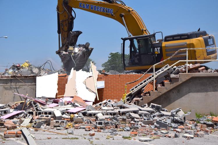 Lawton police department's demolition 'bittersweet' for those who ...