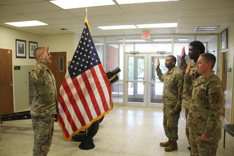 Army soldiers to pass Cameron on their way from green to gold | News ...