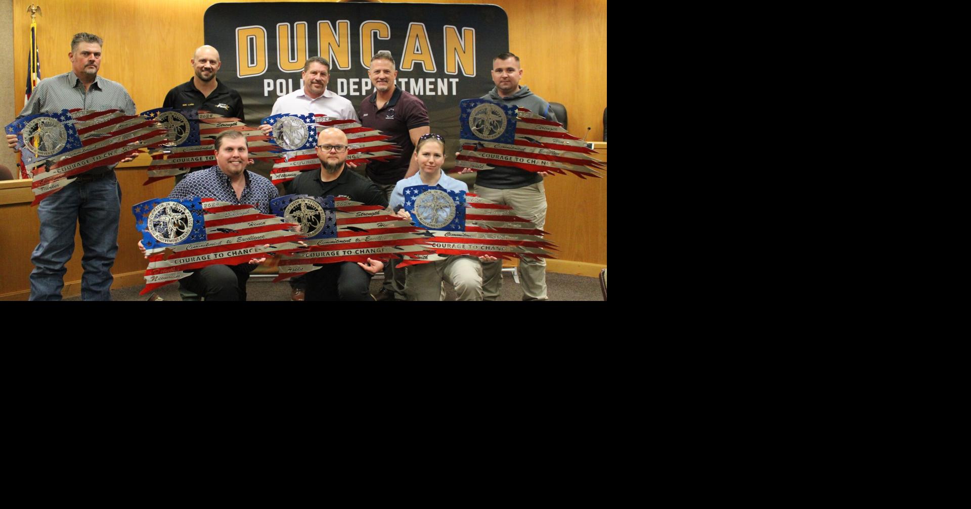 Duncan police officers graduate holistic health program | News ...
