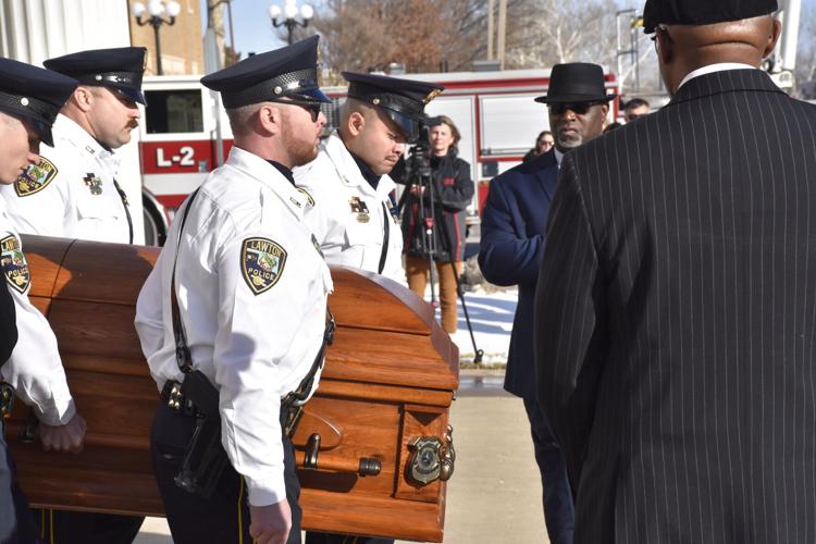 Police chief's funeral a reminder of life spent serving others ...