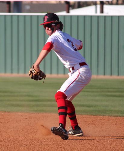 Early Elgin lead erased by Duncan's late avalanche of runs | Sports ...