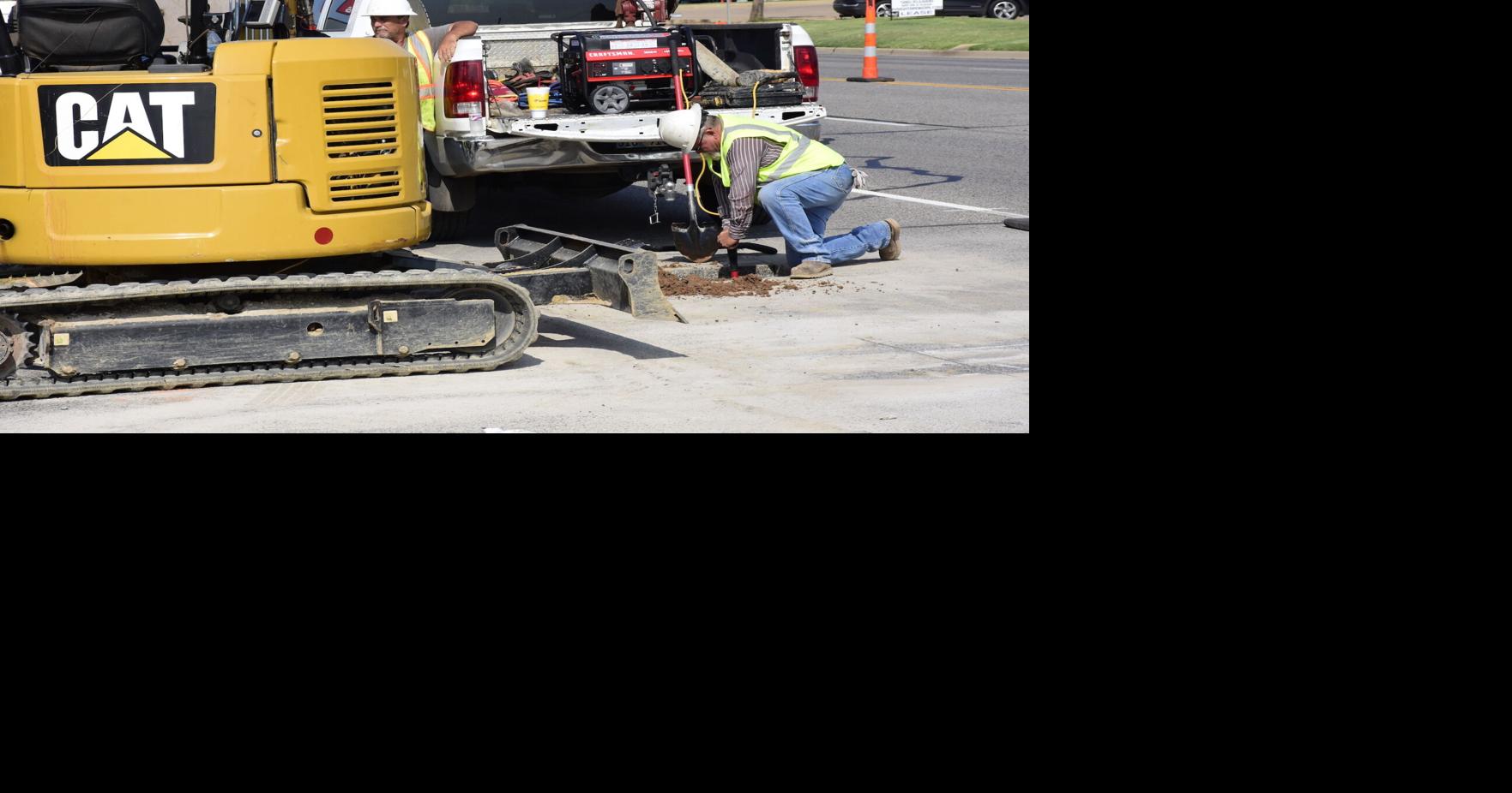 Digging into the roadway | News | swoknews.com