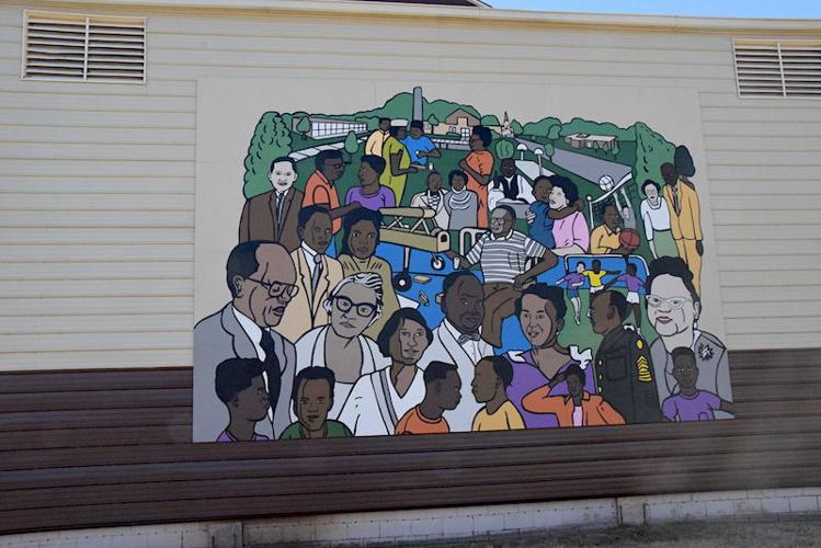 Patterson Center mural restoration educates, inspires | News | swoknews.com