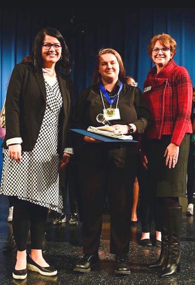 Anderson wins Oklahoma Poetry Out Loud competition | Styles | swoknews.com