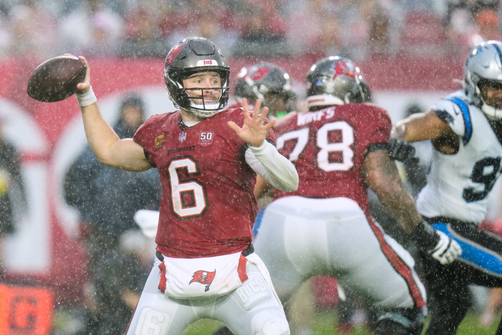 Mayfield, Bucs beat Panthers 16-14, stay alive | Sports | swoknews.com