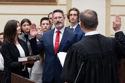 New Senate District 32 senator sworn into office | News | swoknews.com