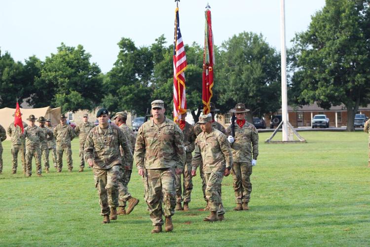 Lt. Col. McManus takes command of 1-40th Field Artillery Battalion ...