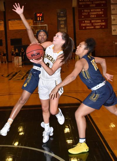 Cameron softball enjoys big weekend | Sports | swoknews.com