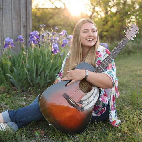 Dani Carson shows that everyone is "Starting Somewhere" | Photo ...