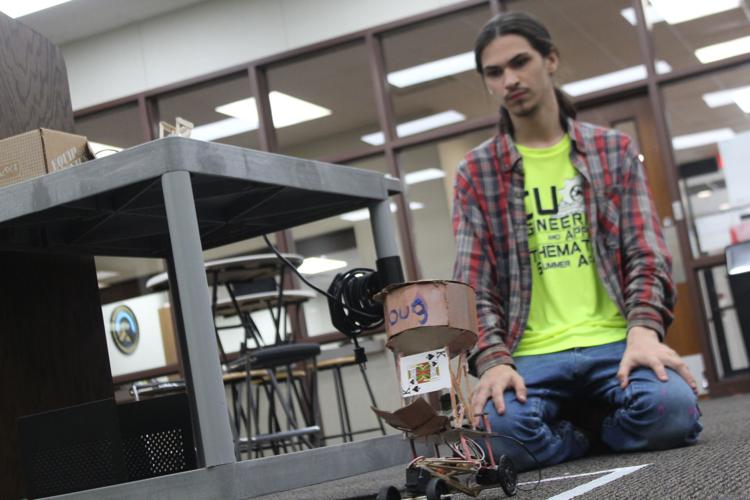 Oklahoma High Schoolers come together to build robots in Duncan | News ...