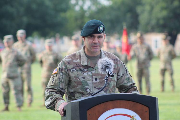 Lt. Col. McManus takes command of 1-40th Field Artillery Battalion ...