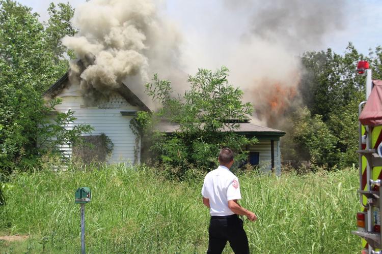 Structure fire at SW Summit | News | swoknews.com