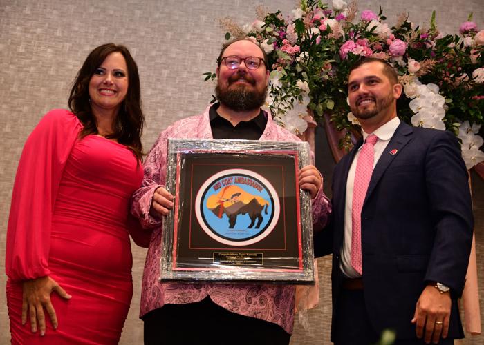 Pretty in Pink Chamber Banquet | Photo Galleries | swoknews.com