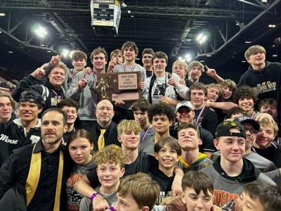 State AA wrestling: Billings West repeats as AA champs, Hernandez wins ...