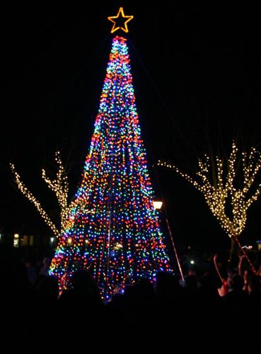 Solvang greets the season with Julefest celebration | Local news ...