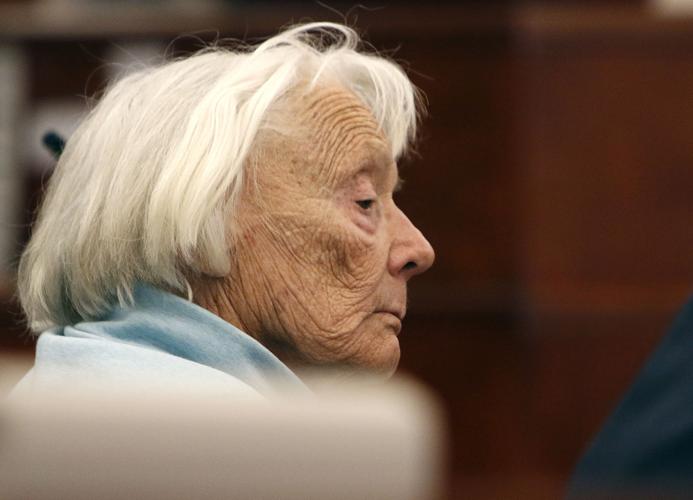 Forensic pathologist testifies for prosecution in murder trial | Local ...