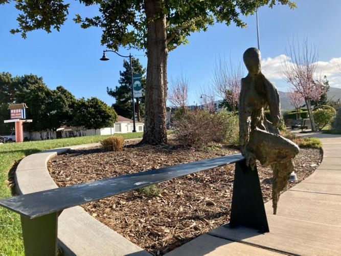 Sculptor Joe Castle honors military with public exhibit in Buellton ...