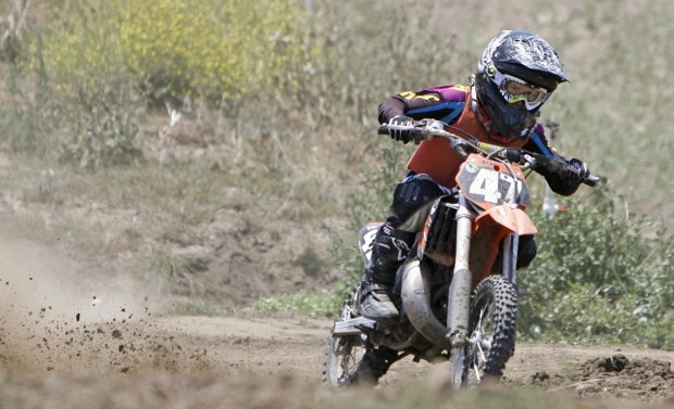 Kicking up dirt | Sports | syvnews.com