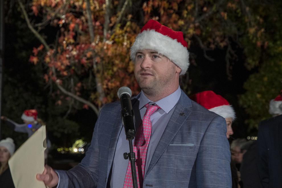 Solvang Julefest tree lighting ceremony captivates large crowds | Local ...